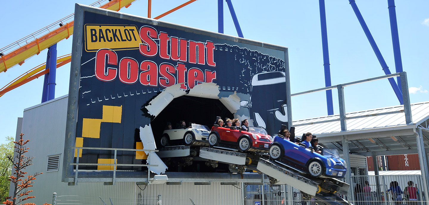 Canada's Wonderland Rides for Adults Afraid of Rollercoasters - Lost in ...